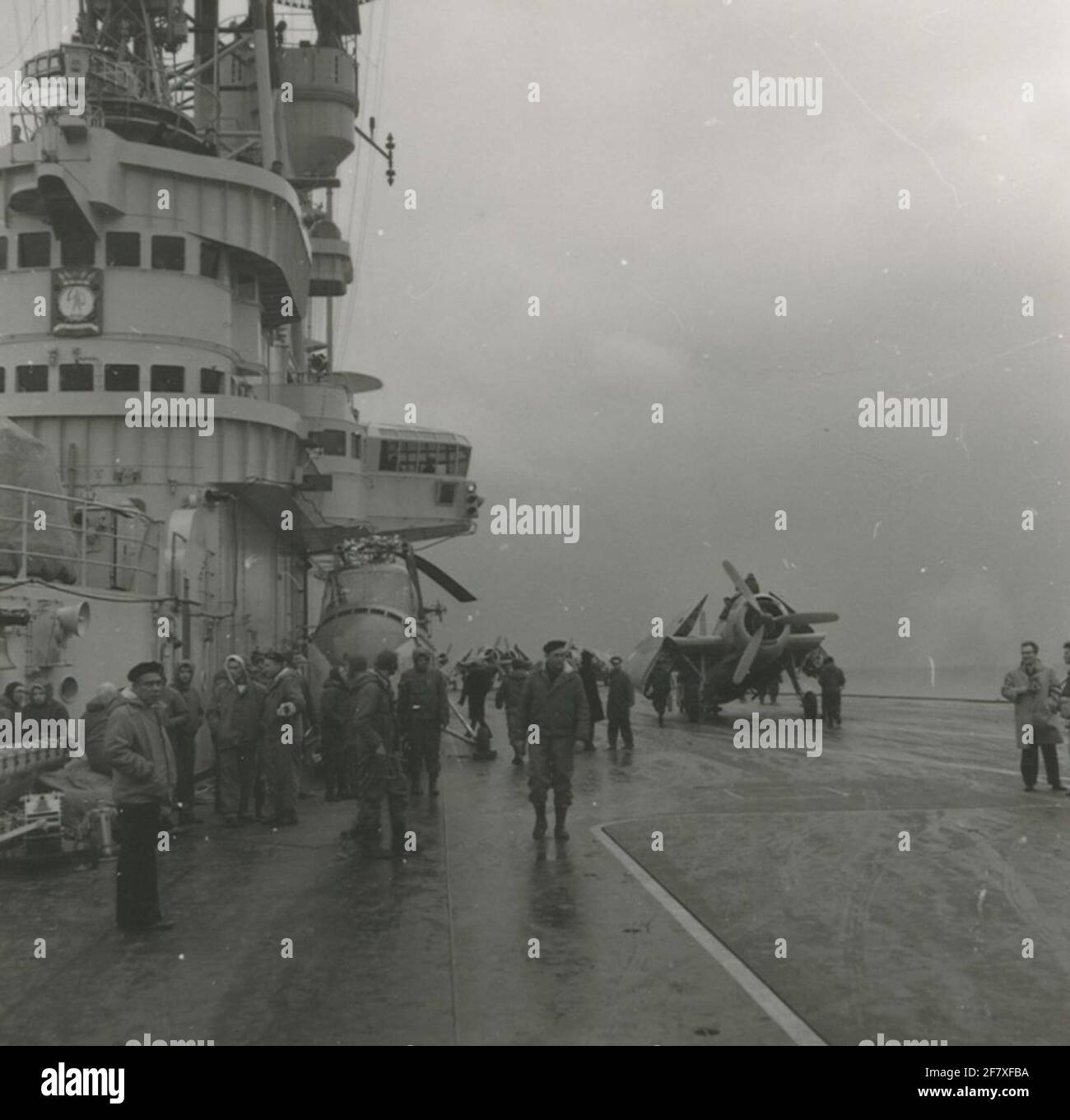 Hr.ms. Fly campschip Karel Doorman (2) (1948-1968), overview Stock ...