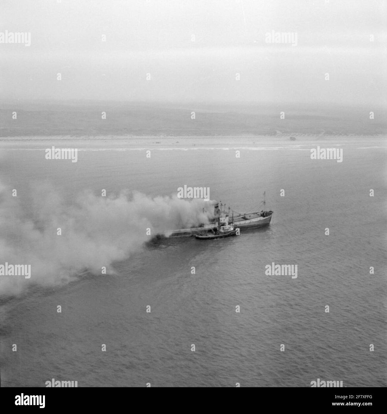 Oil tanker accident Black and White Stock Photos & Images - Alamy