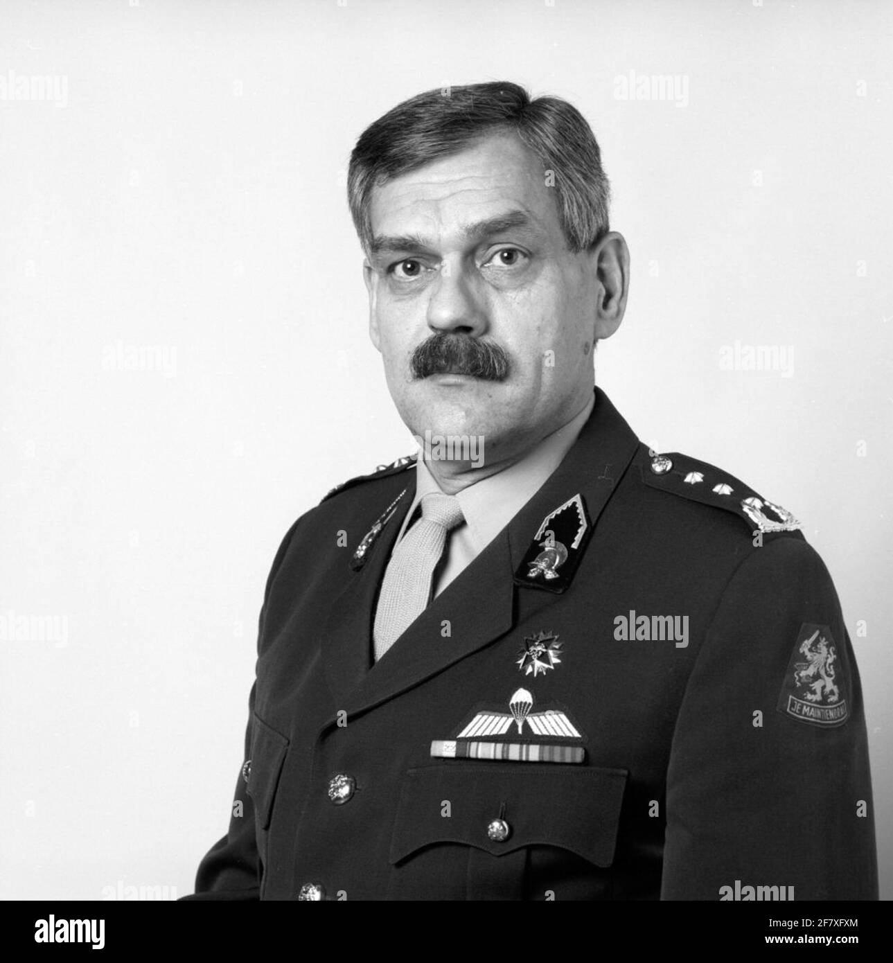 Genie army hi-res stock photography and images - Alamy