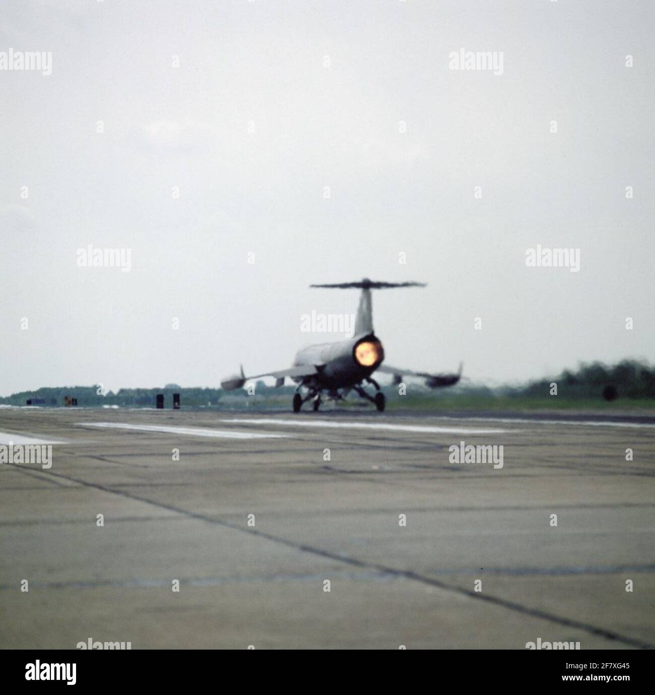 Lockheed F-104G Starfighter van 322 squadron in de start Stock Photo ...