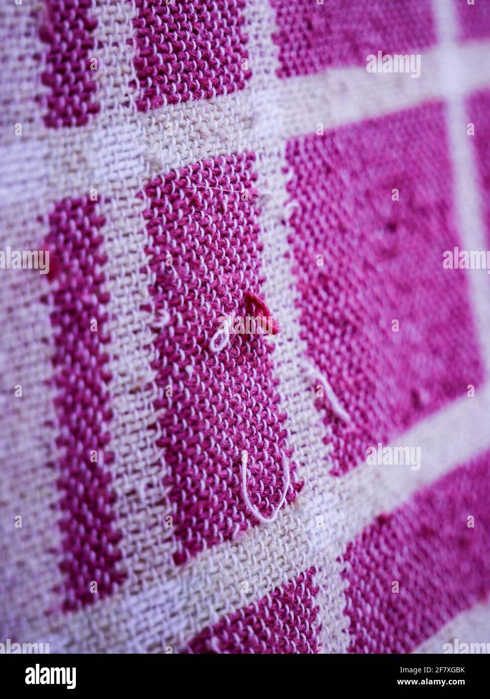 Tight focus pull hi-res stock photography and images - Alamy