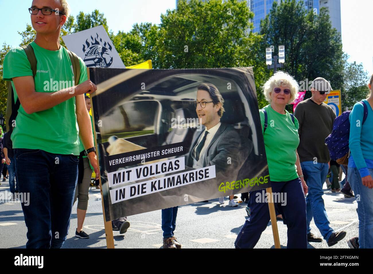 Greenpeace deutschland hi-res stock photography and images - Alamy