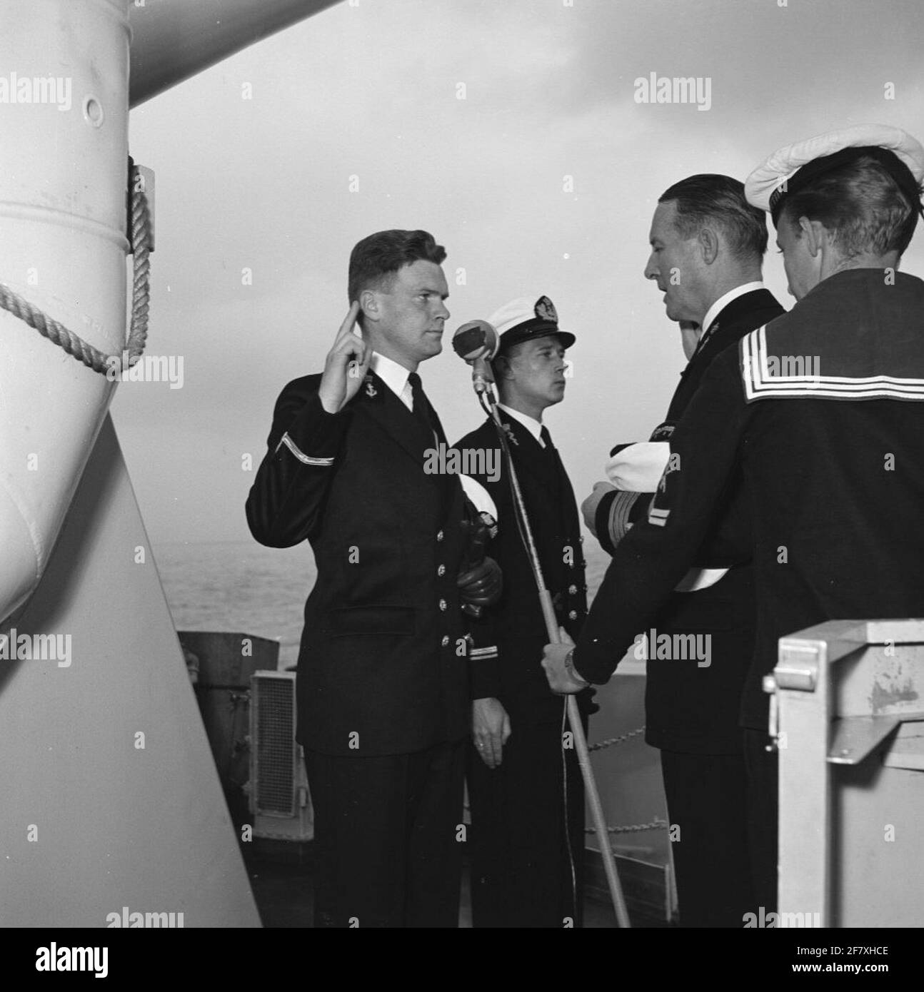 Archery A / B of the Cruiser Hr.Ms in Oran for Anchor. The seven ...