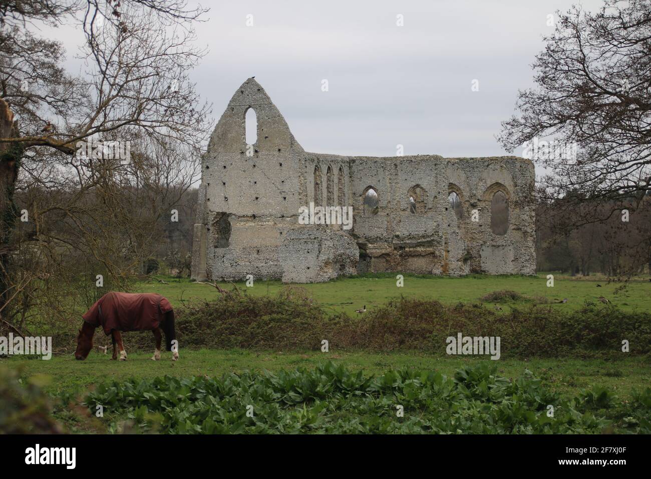 Newark priory hi-res stock photography and images - Alamy