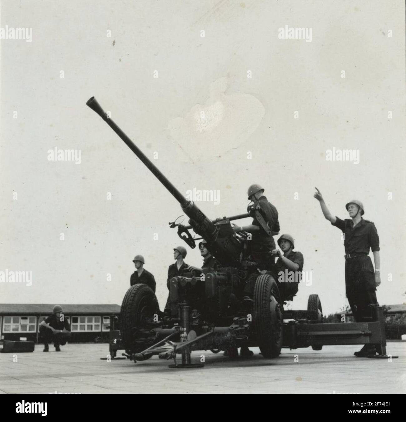 American gun battery anti hi-res stock photography and images - Alamy