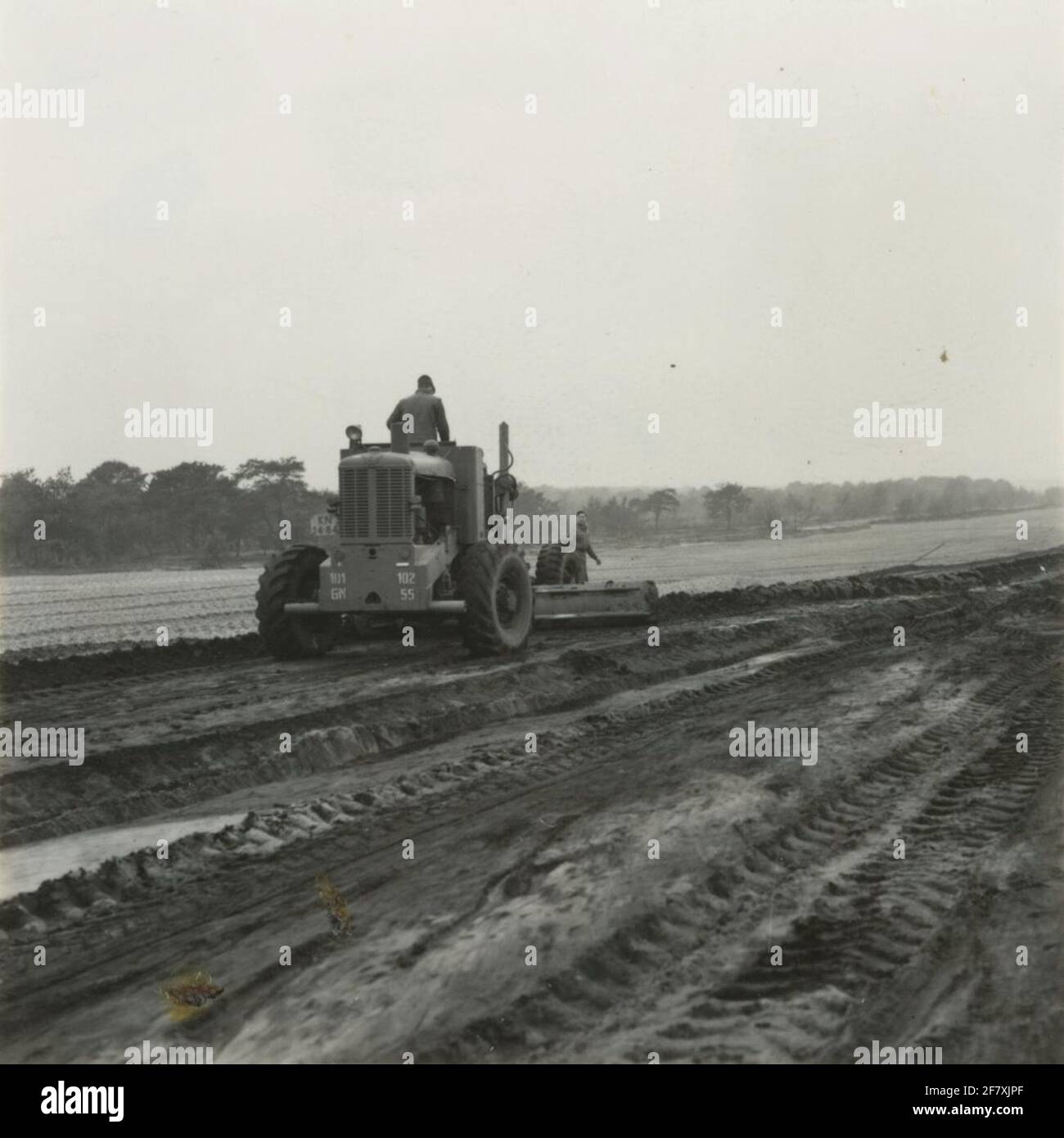 Earthmoving with heavy intact equipment for the construction of the ...