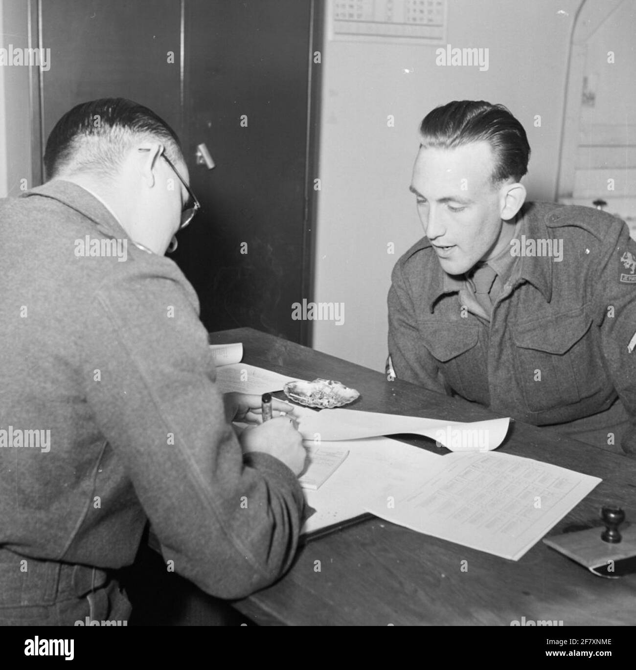 Sergeant at military doctor Stock Photo - Alamy