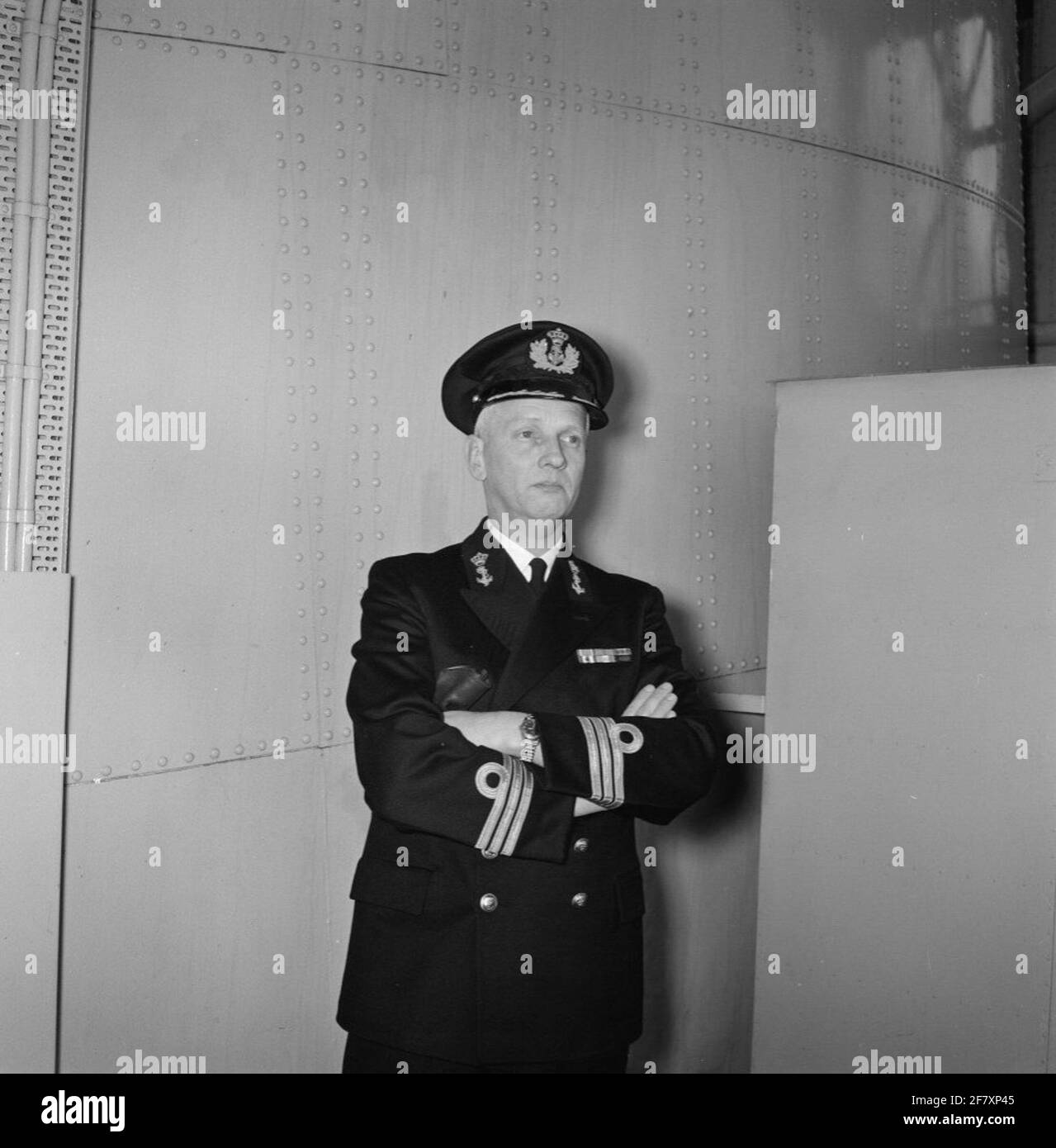 The Chef of Smaleel 5 Captain-Lieutenant-Ter-Sea f.J. Kroesen (1914 ...