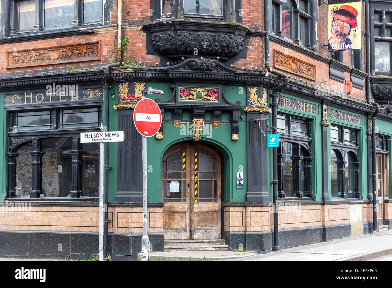 Southend railway hotel hi-res stock photography and images - Alamy