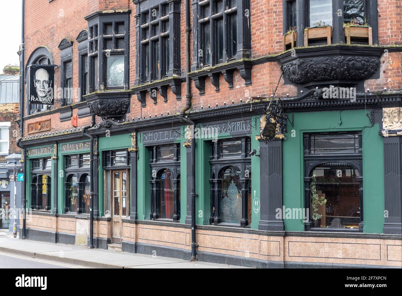 Railway Hotel pub & accommodation in Southend on Sea, Essex, UK. Known ...