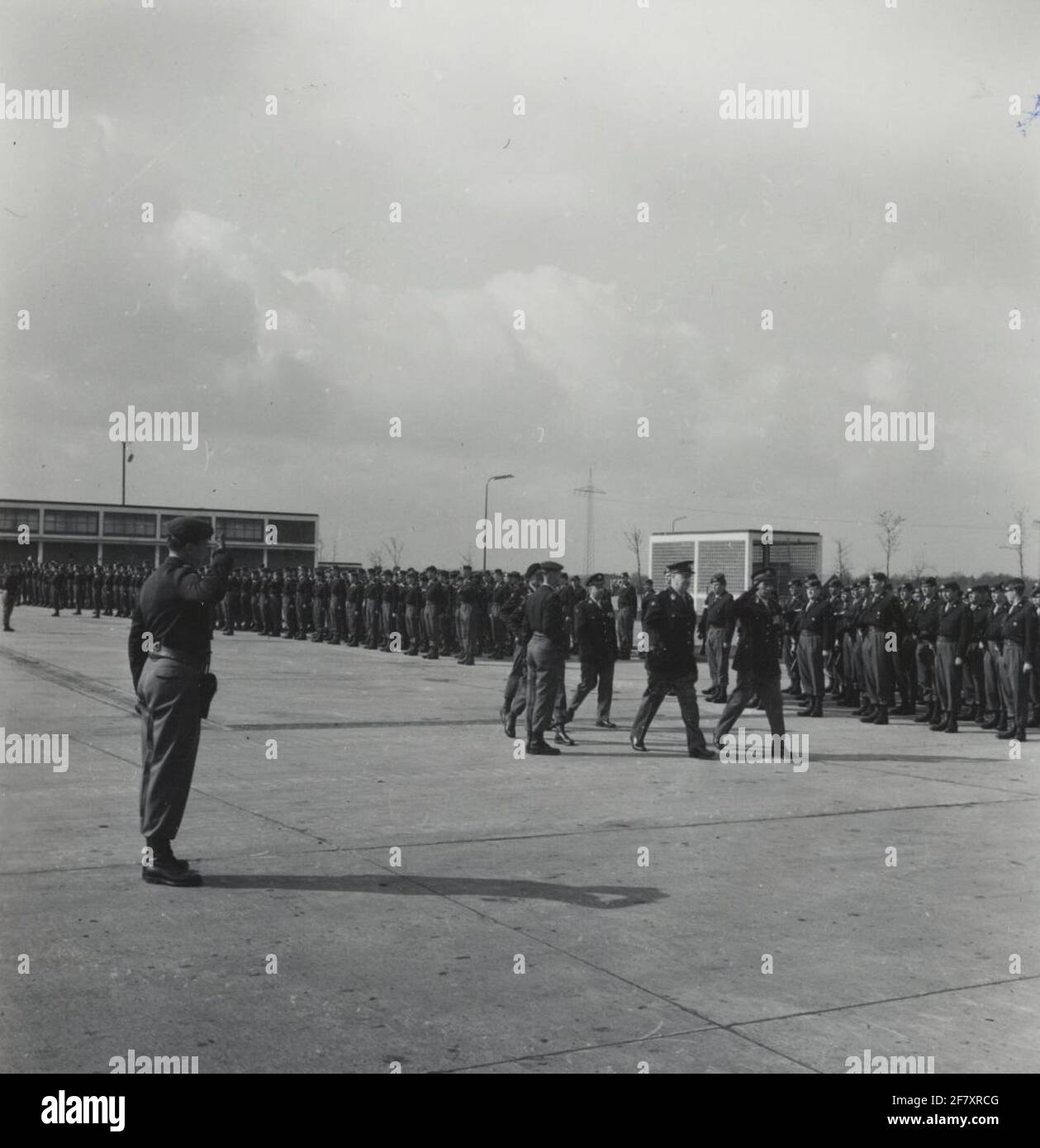 Transfer of command about the Dutch Brigade in Seedorf by ...