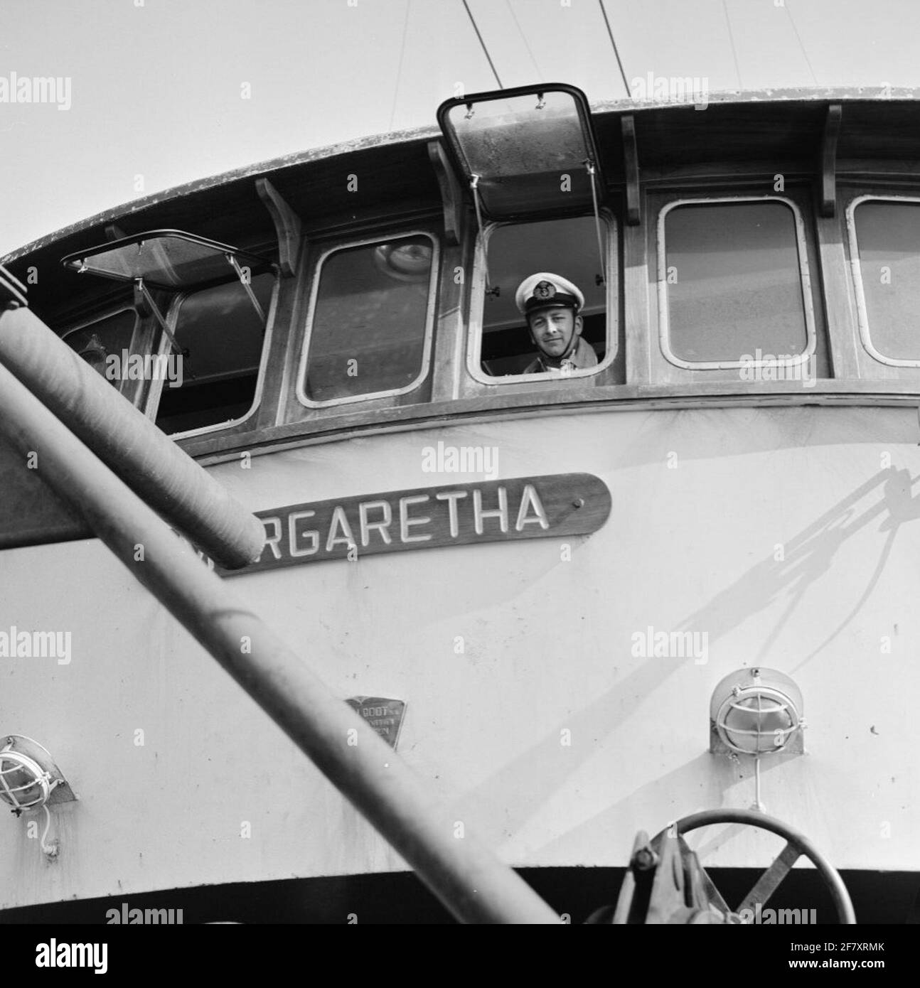 Fishing inspection in the North Sea with the frigate of predator class ...