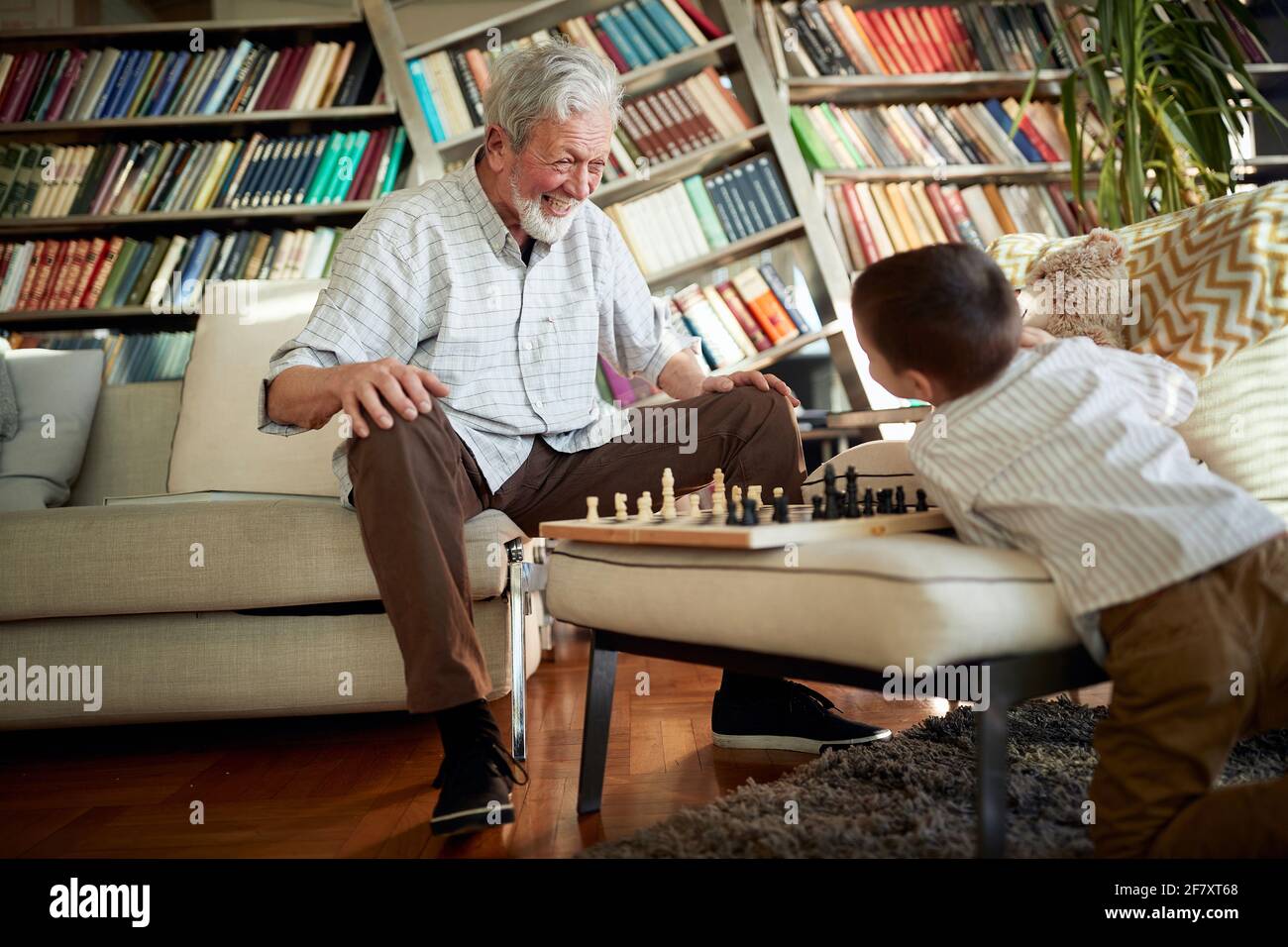 Happy grandpa hi-res stock photography and images - Alamy
