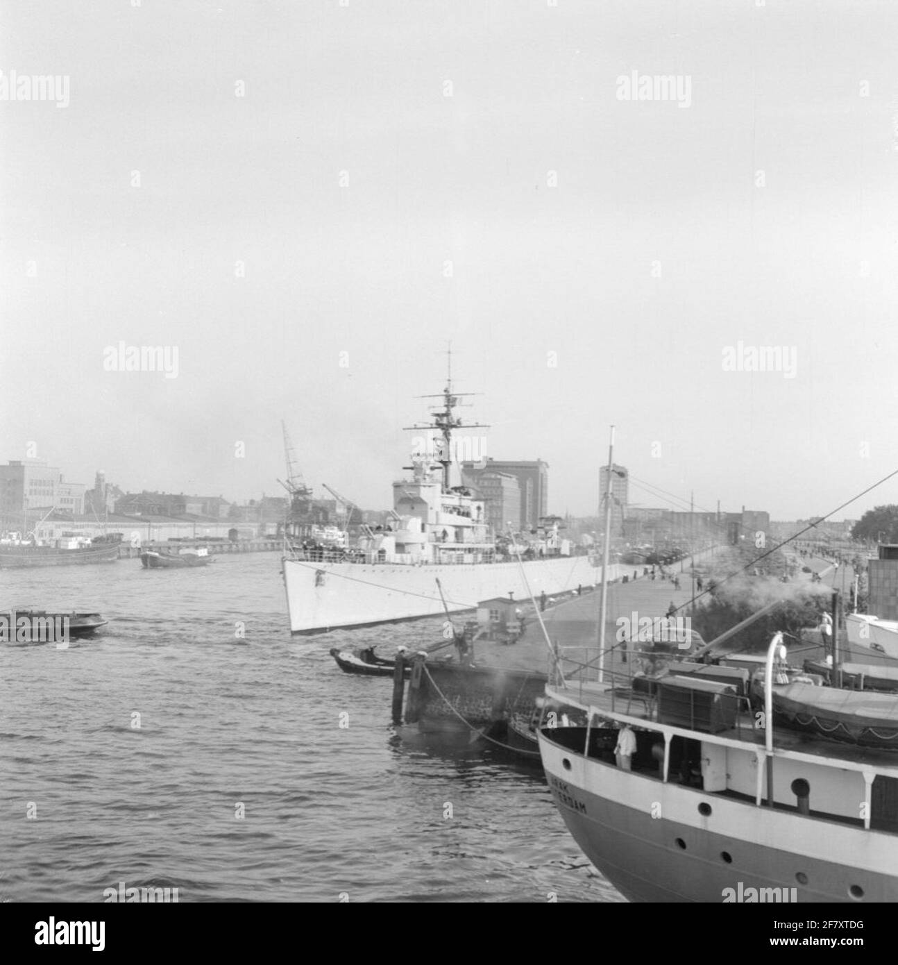 HR. Ms. Jacob van Heemskerck (1940-1969) perming or merge. The ship had ...