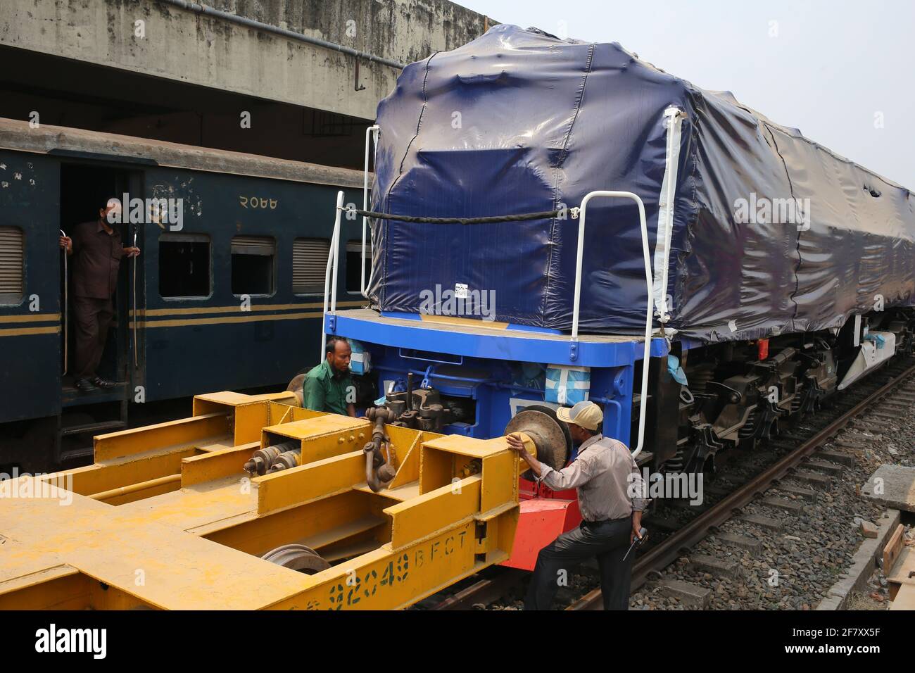 New train of bangladesh railway hi-res stock photography and images - Alamy