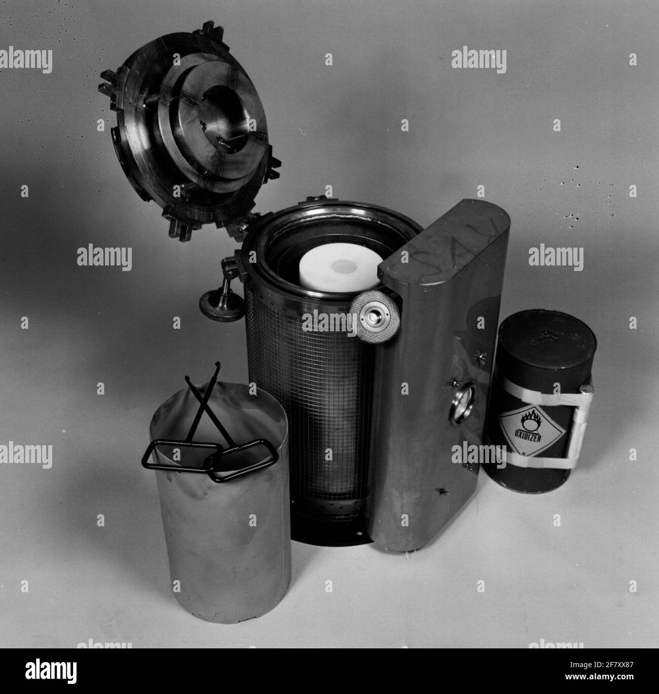 Oxygen management Black and White Stock Photos & Images - Alamy