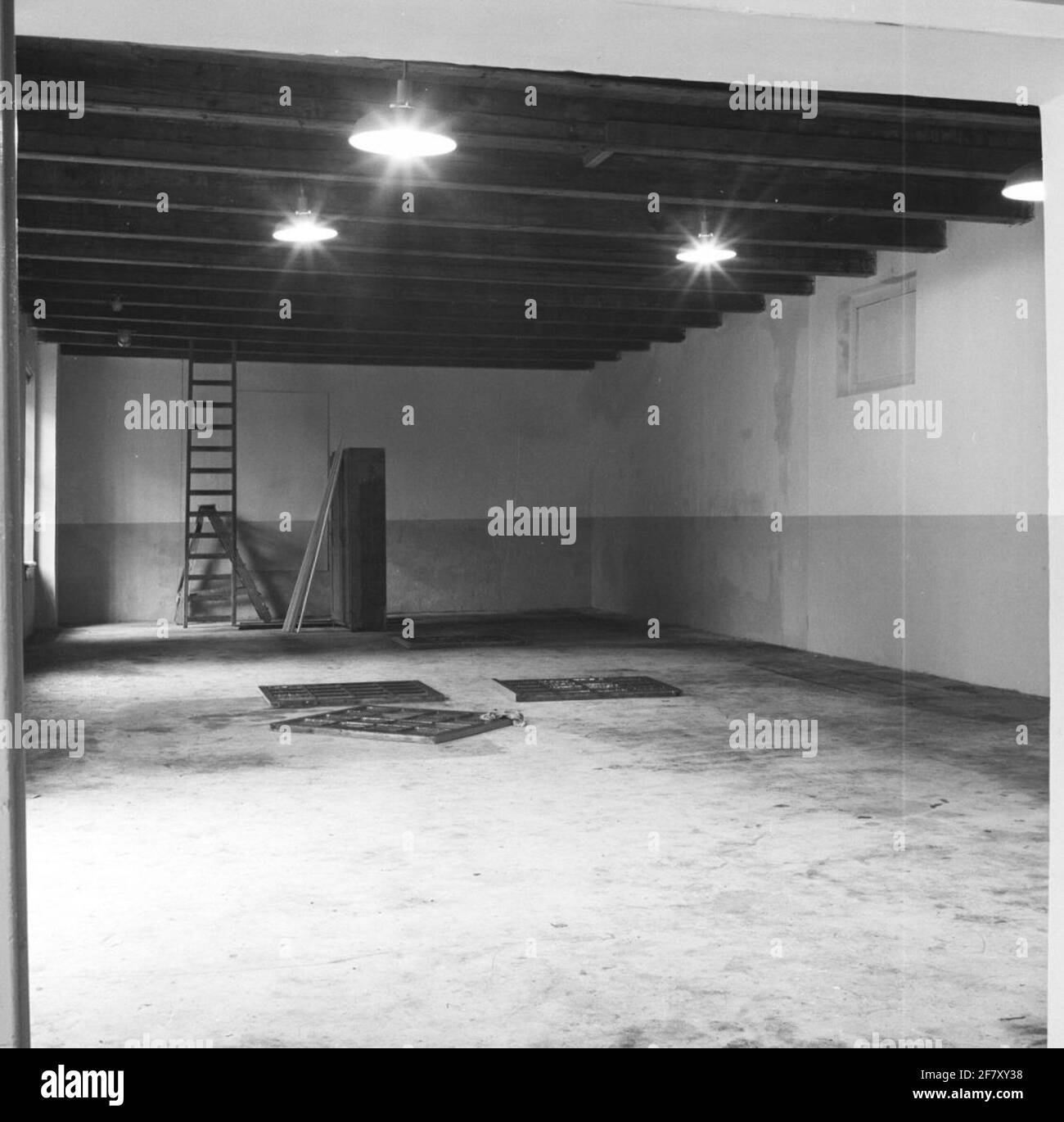Barracks capacity hi-res stock photography and images - Alamy