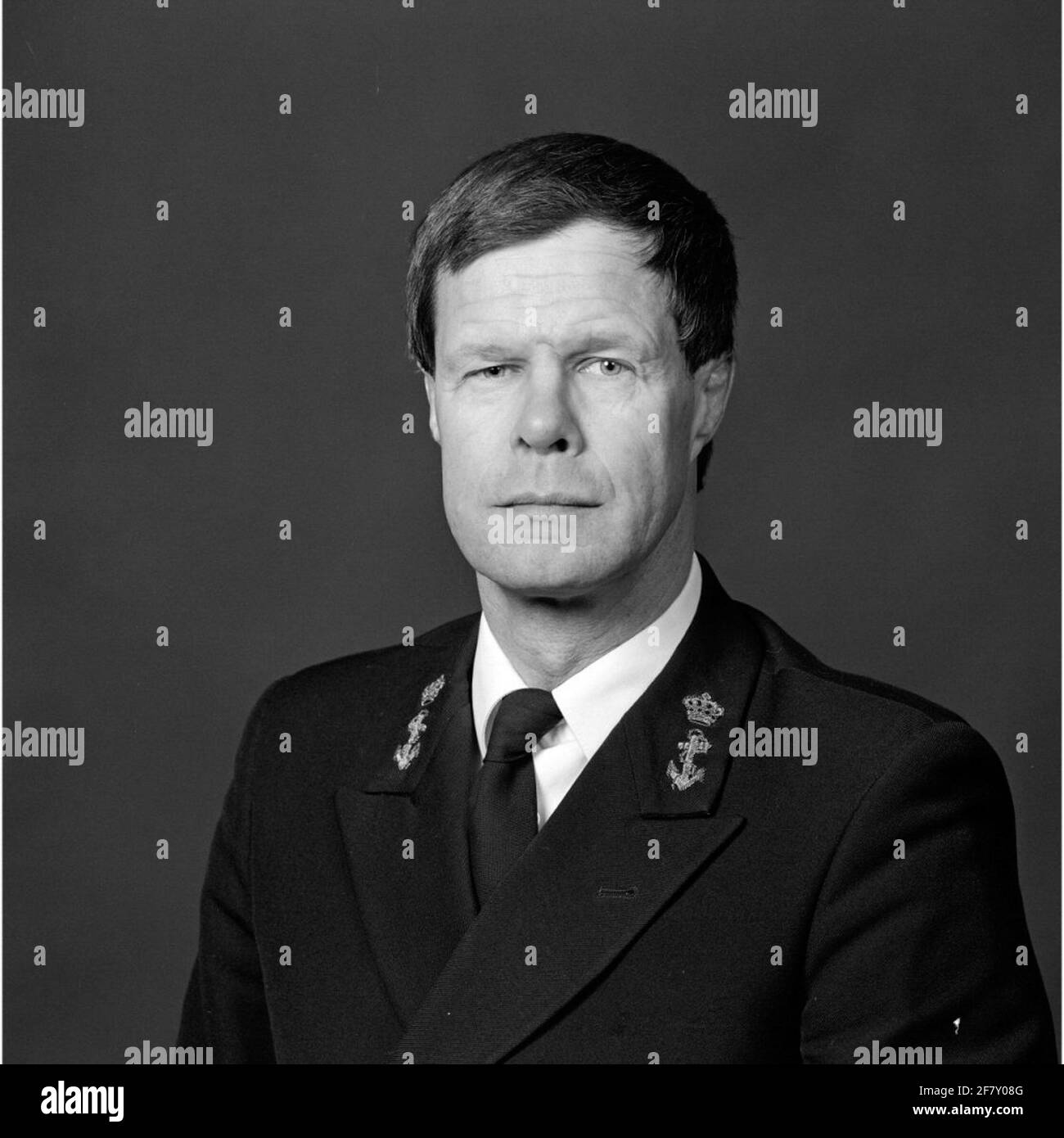 Portrait photo from Objectsie Captain-Lieutenant at sea W.H. Corner ...