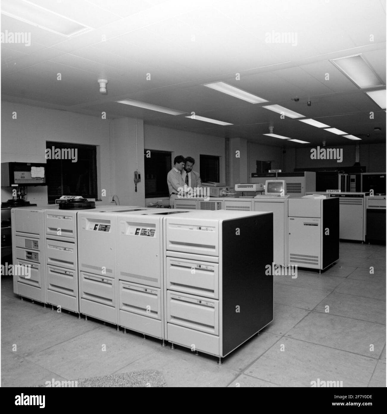 Recording from August 1989 of a computer room of the Automation Center ...