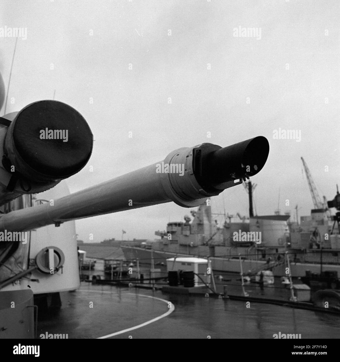 Hr ms tromp hi-res stock photography and images - Alamy