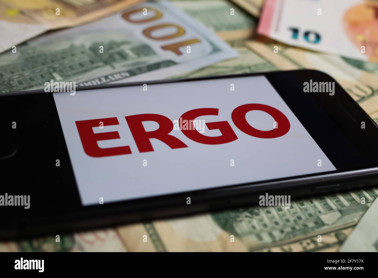 Ergo insurance company logo hi-res stock photography and images - Alamy