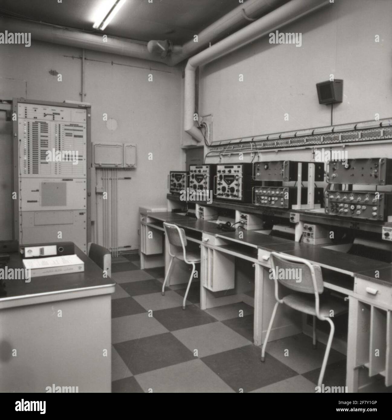 Radio room in bunker war hi-res stock photography and images - Alamy