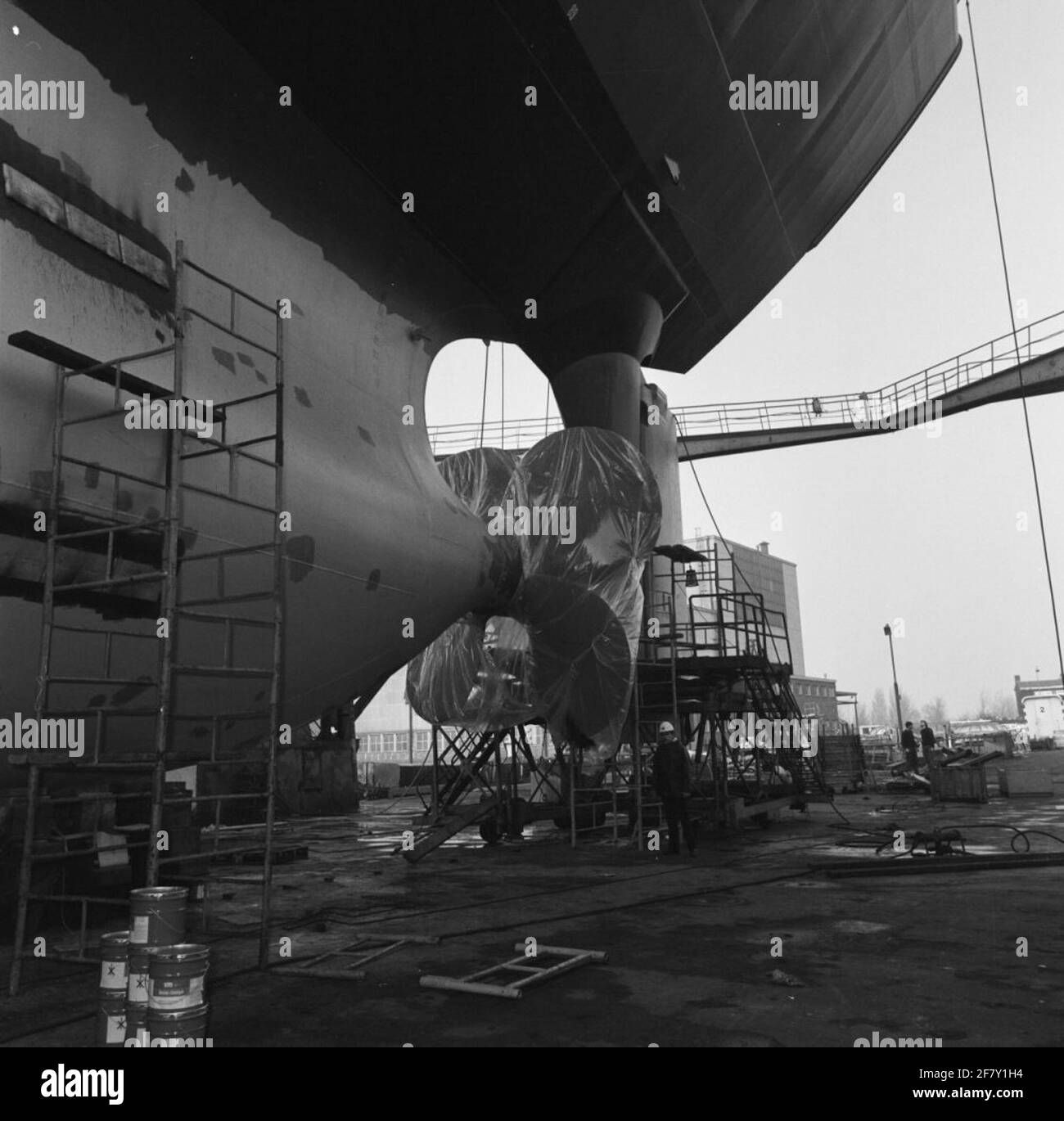 Suspension ship MS Hr.Ms. Poolster (1964-1994), name signal A 835. In ...