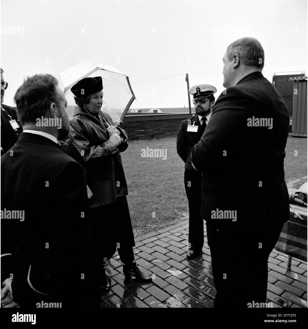 Visit HM Queen Beatrix (with umbrella) at the school for NBCD (nuclear ...