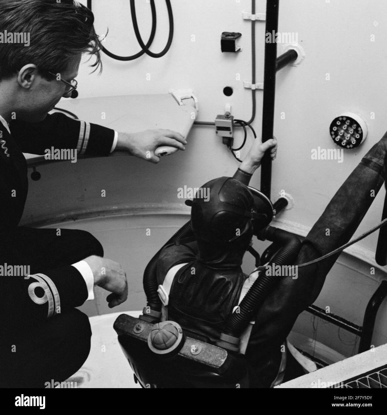 Diver board Black and White Stock Photos & Images - Alamy