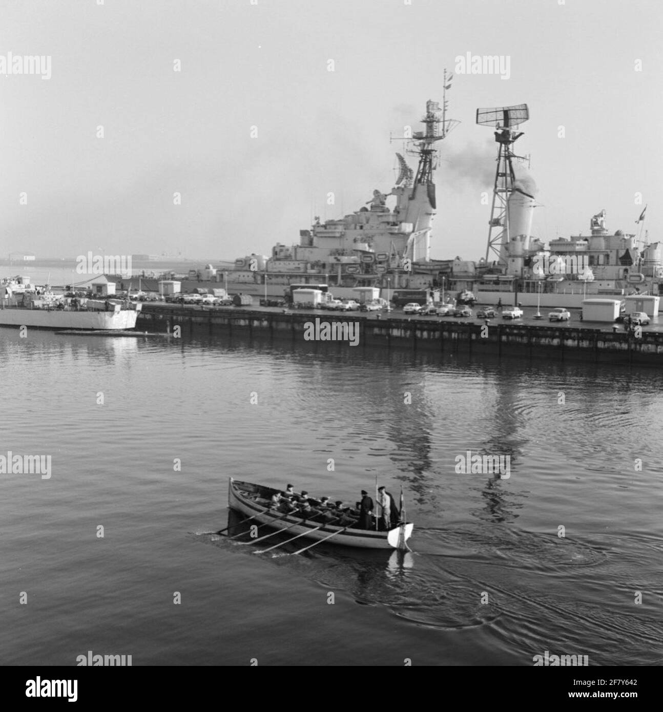 On a jetty of the naval port in Den Helder is at the front Hr.Ms. De ...