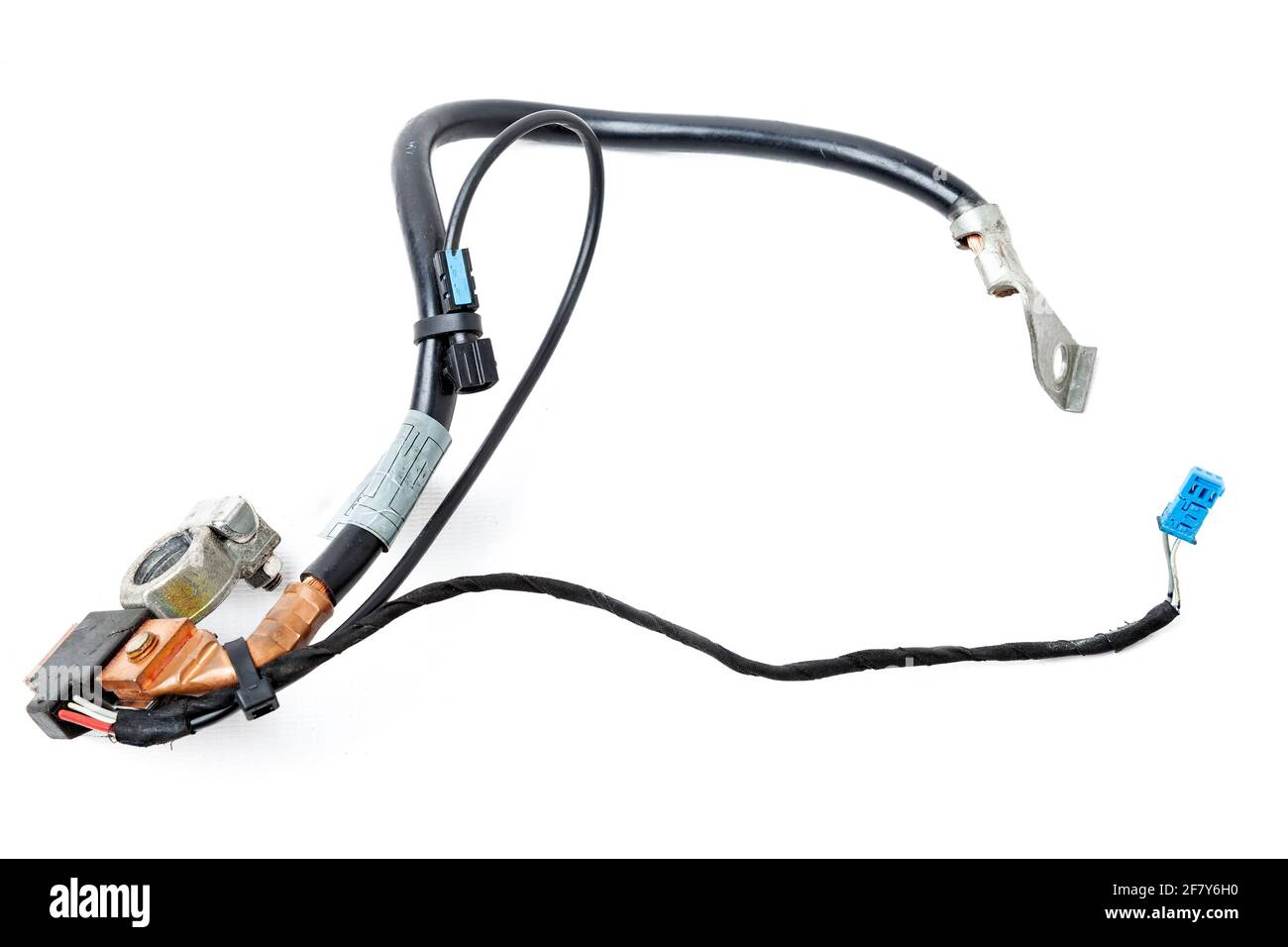 Automotive wiring harness with negative battery terminal and squib for ...