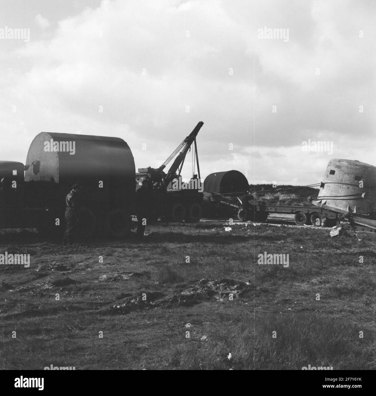 Dismantling and transport of a steel armor dome of the core the bear ...