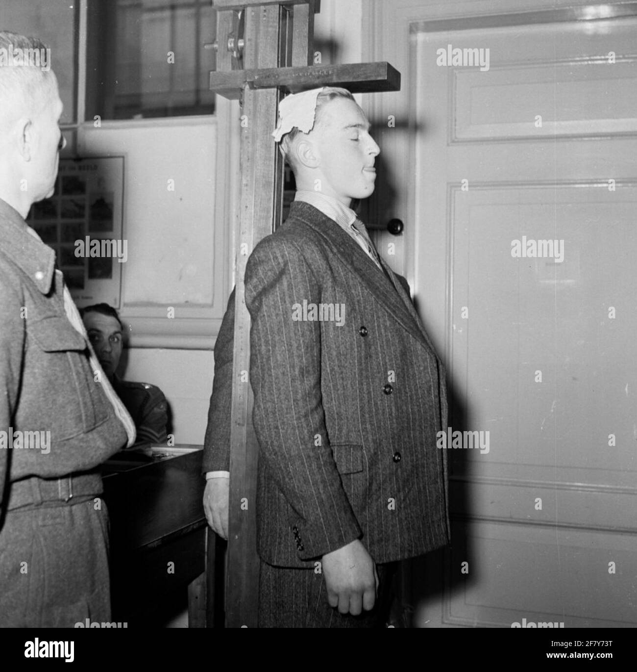 Soldier inspection process hi-res stock photography and images - Alamy