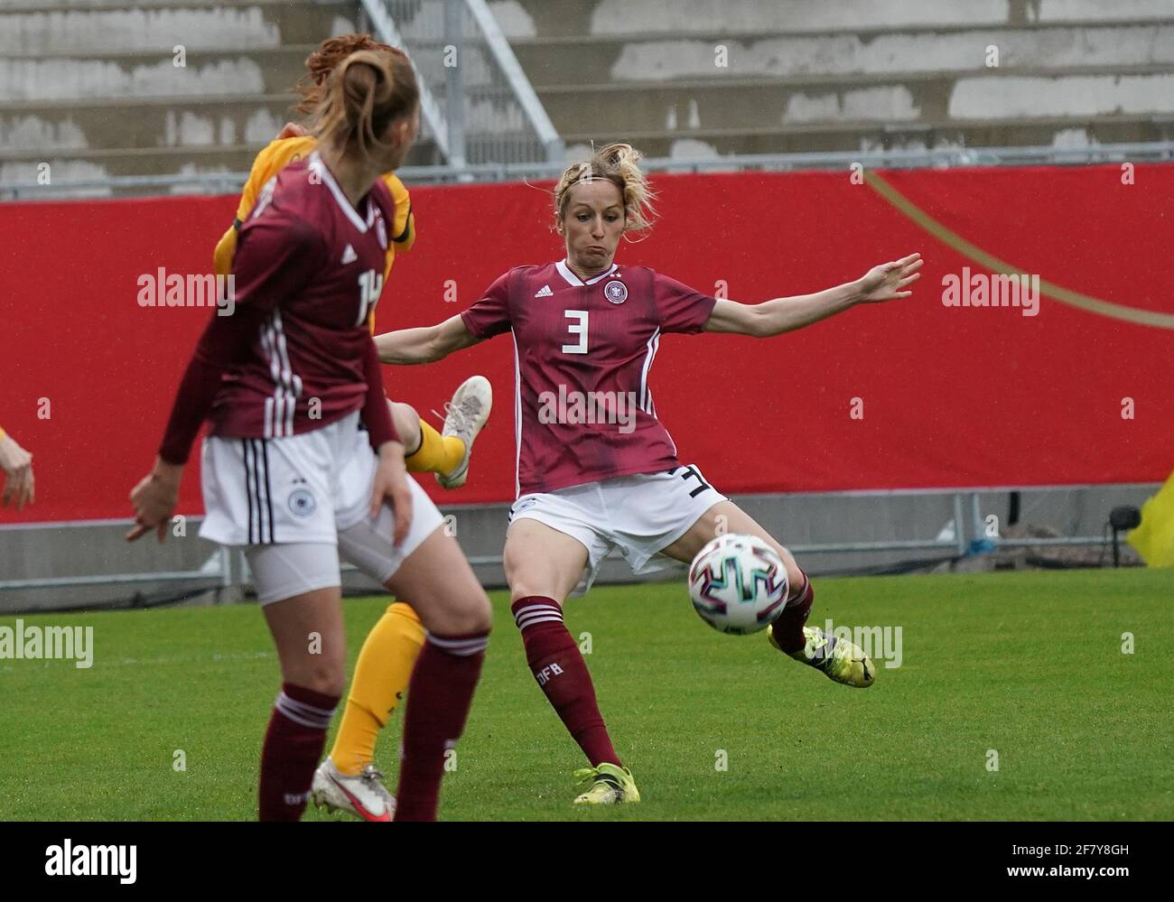 Wiesbaden, Germany. 10th Apr, 2021. Football, Women: Internationals ...