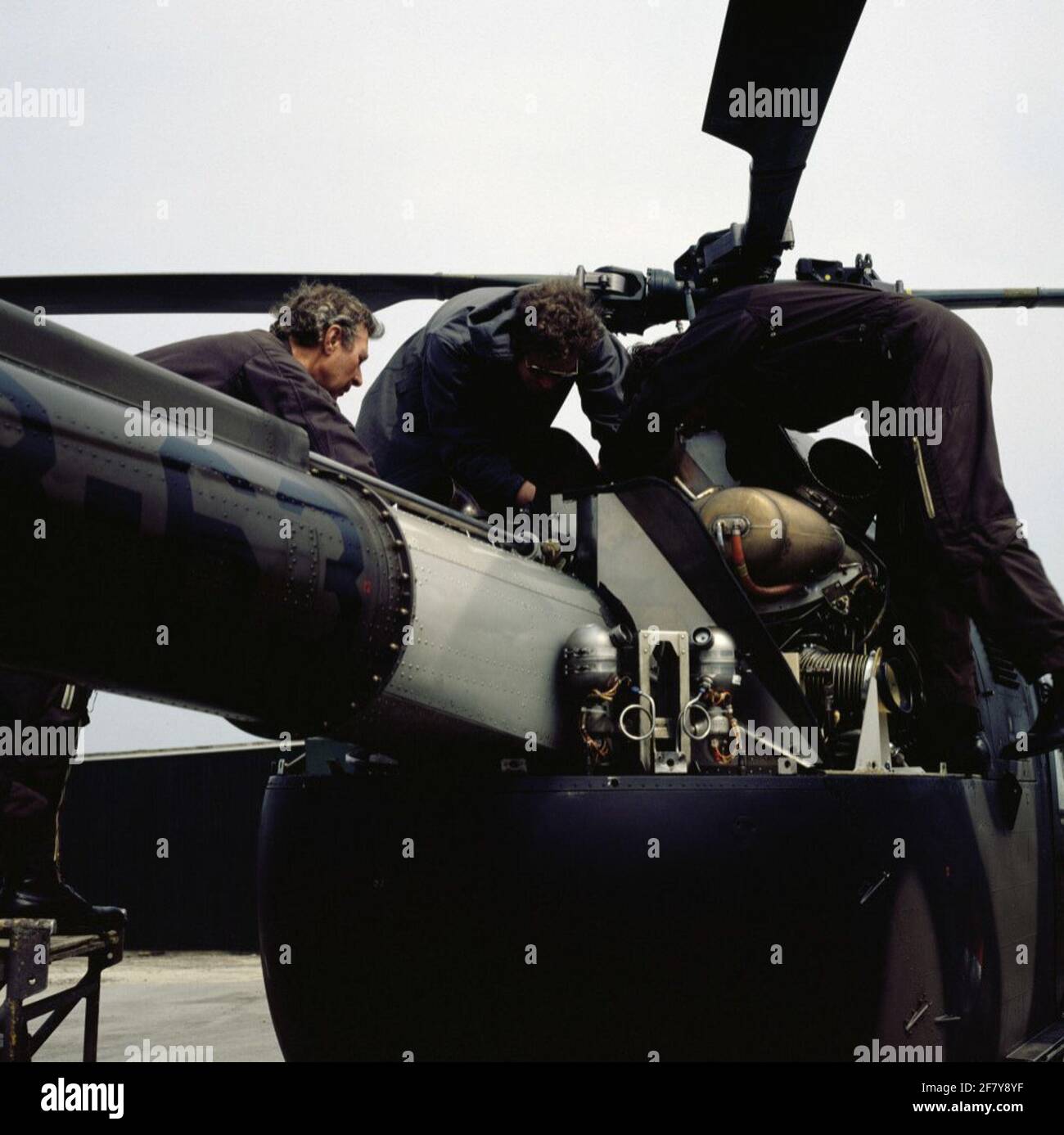 Bo motor hi-res stock photography and images - Alamy