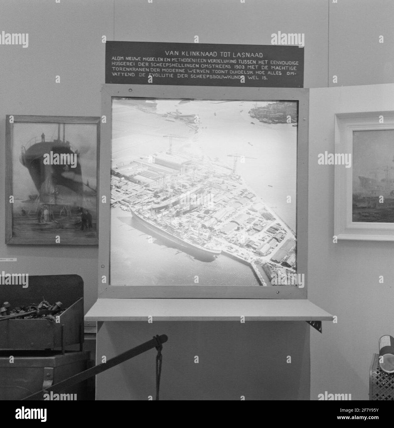 Shipbuilding with rivets Black and White Stock Photos & Images - Alamy