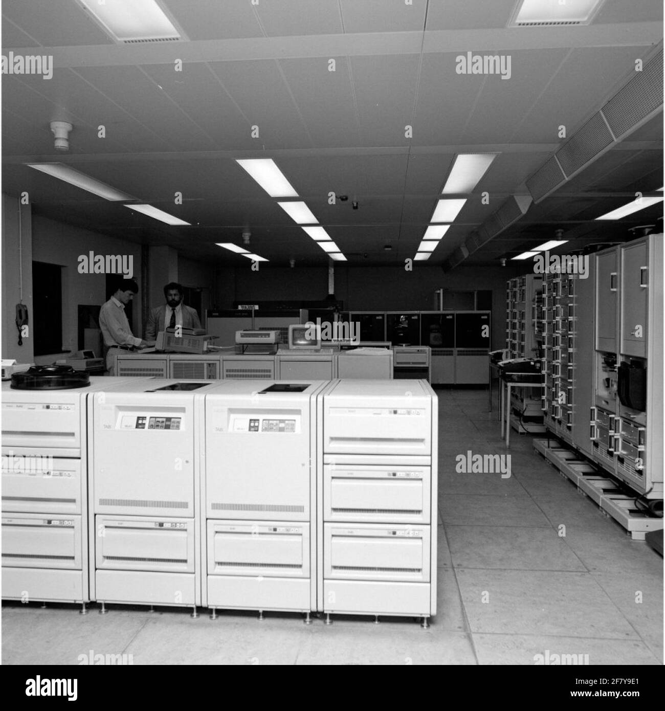 Recording from August 1989 of a computer room of the Automation Center ...