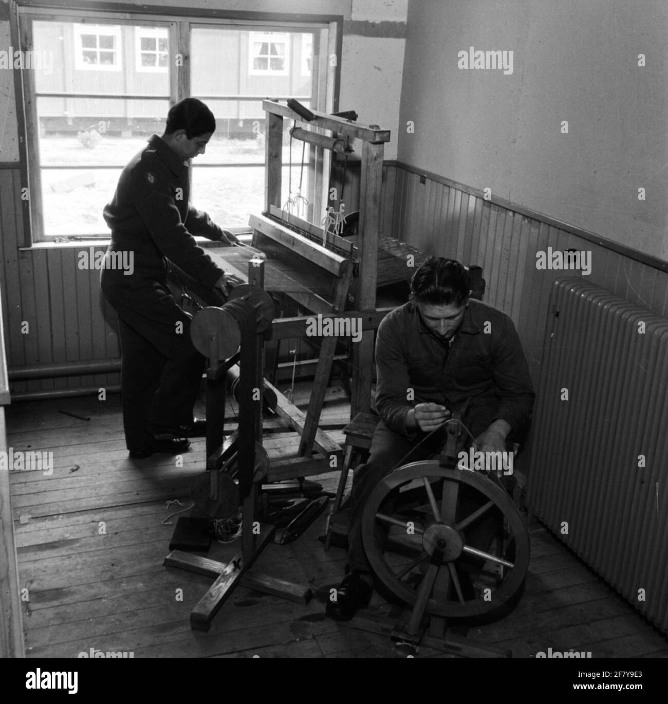 Rehabilizing soldiers in the textile workshop of the military repair ...