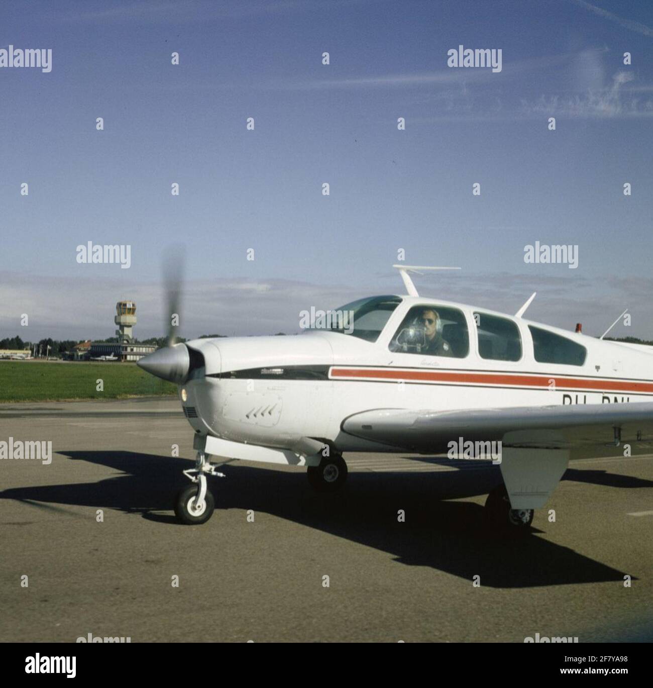 Beechcraft bonanza hi-res stock photography and images - Alamy