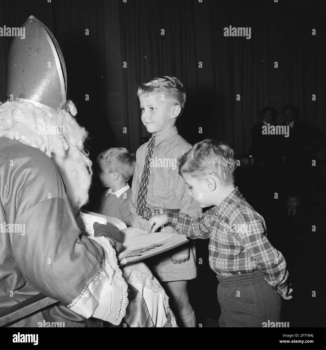 As in december 1956 hi-res stock photography and images - Alamy