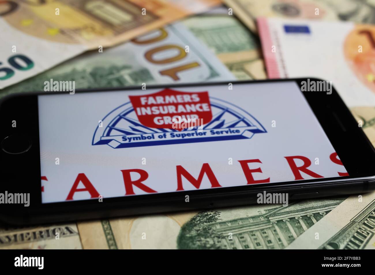Farmers insurance group logo hi-res stock photography and images - Alamy