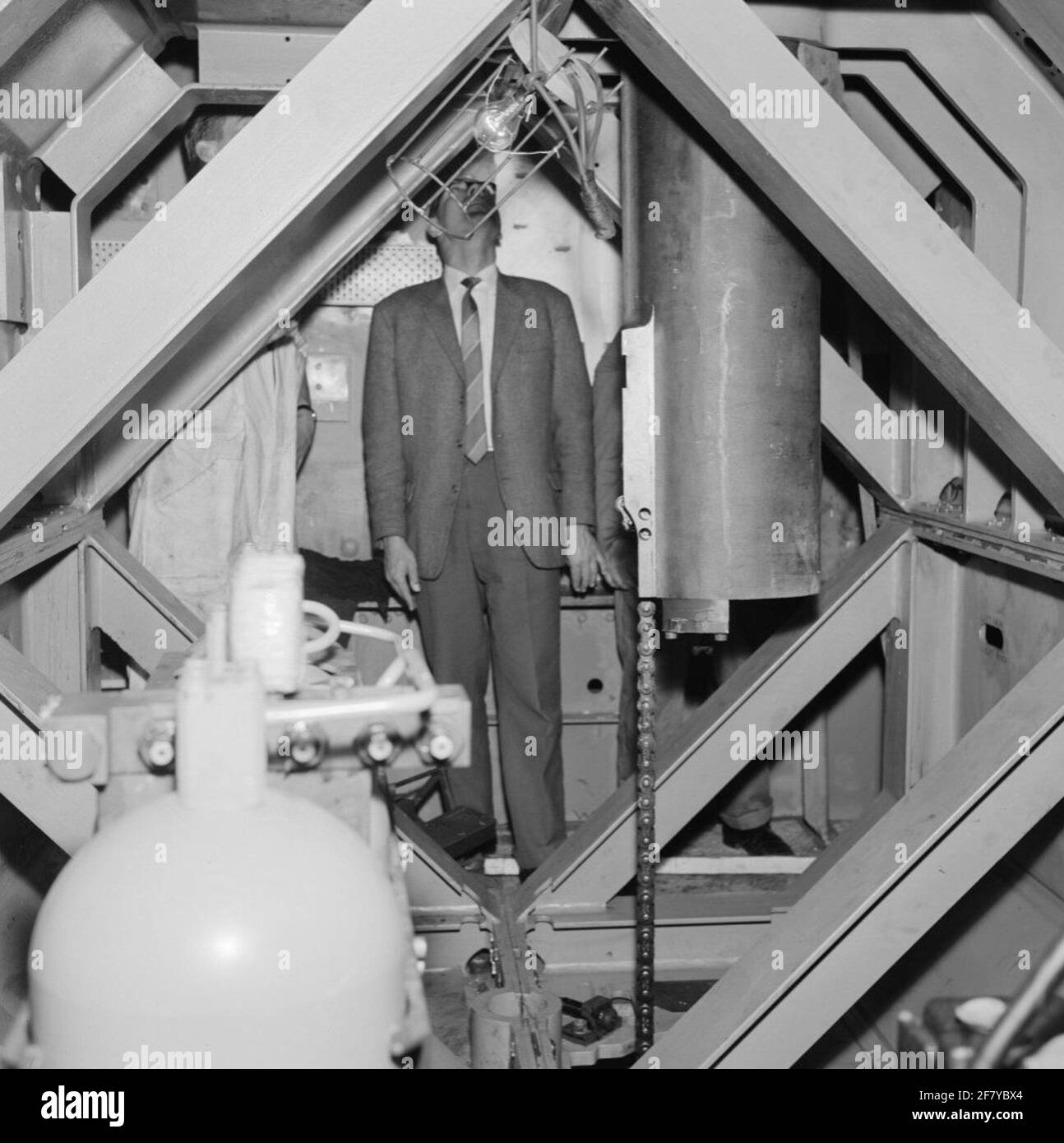 Photo made during the renovation of the cruiser Hr.Ms. The seven ...