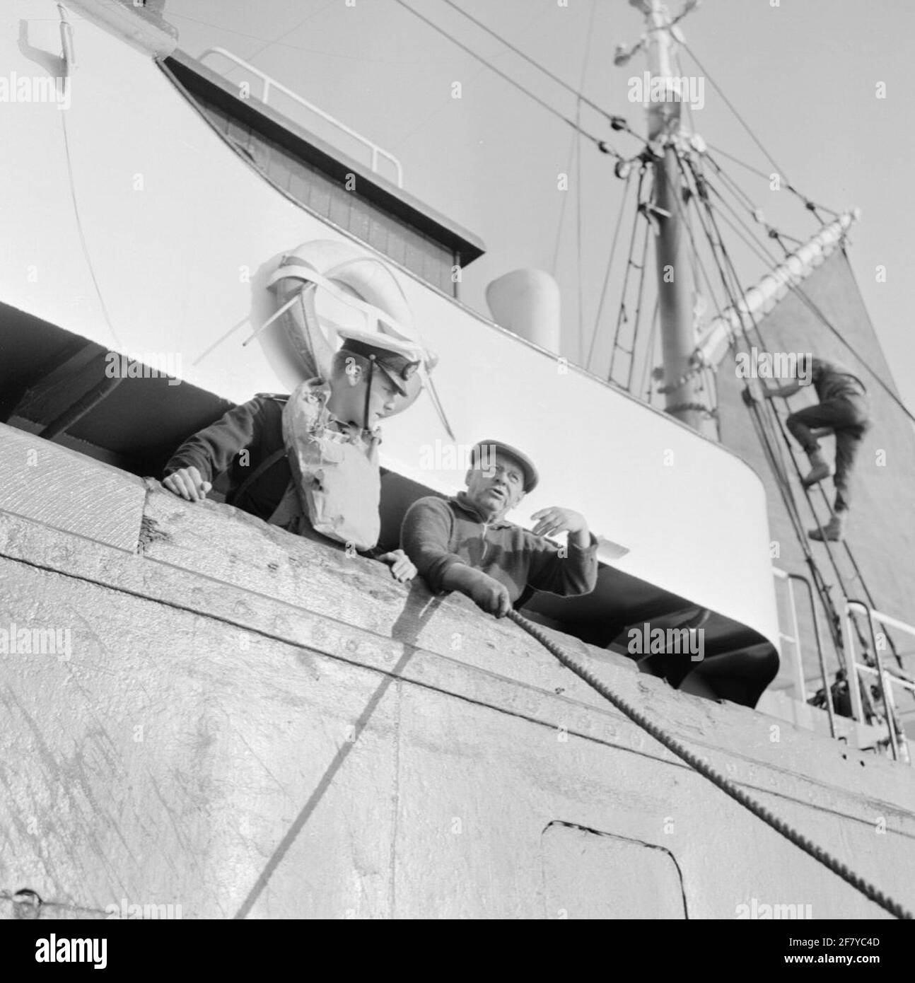 Fishing inspection in the North Sea with the frigate of predator class ...