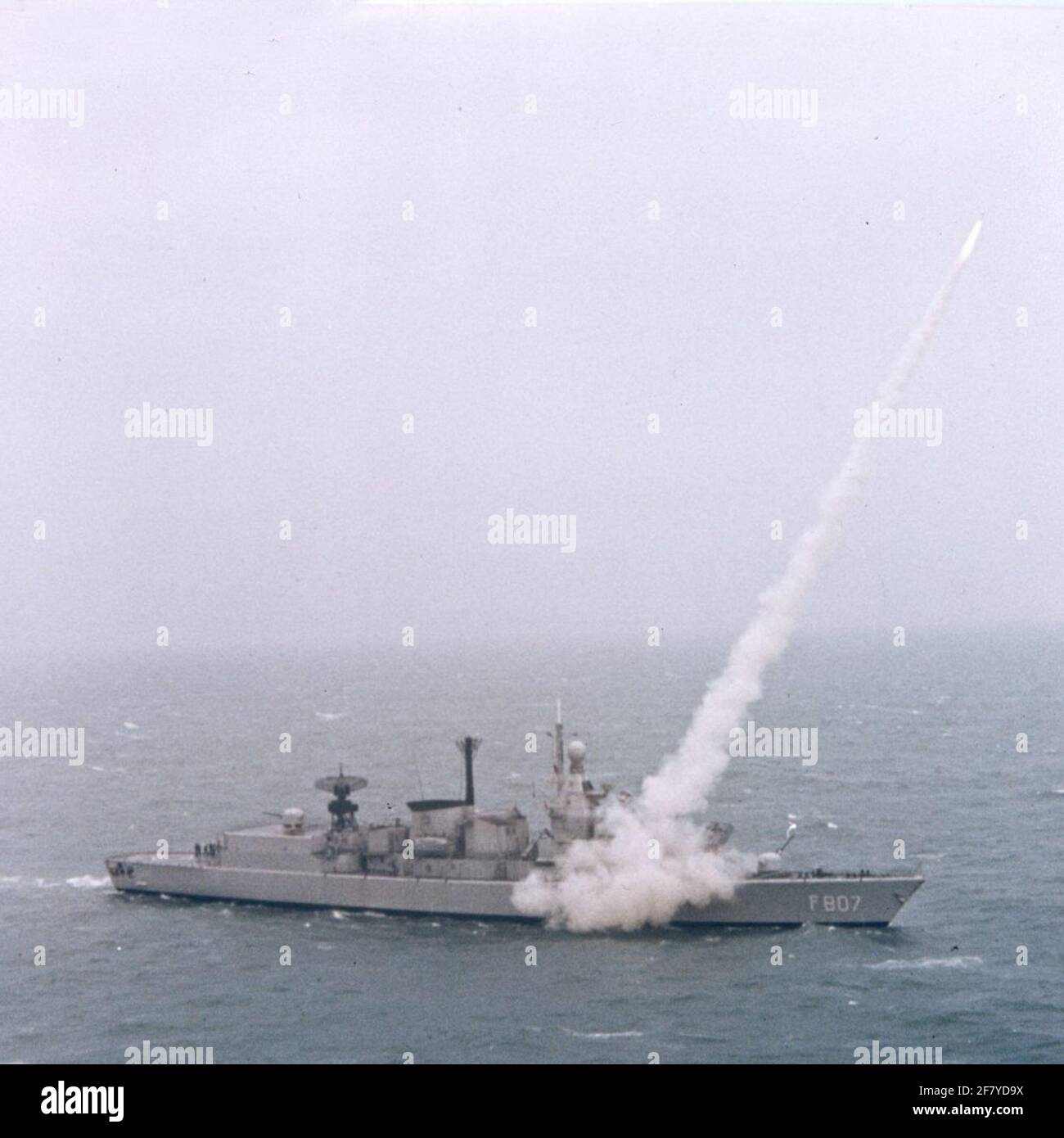The S-Frigate Hr.Ms. Kortenaer (1978-1997) Vente a NATO SEAPARROW Stock Photo - Alamy