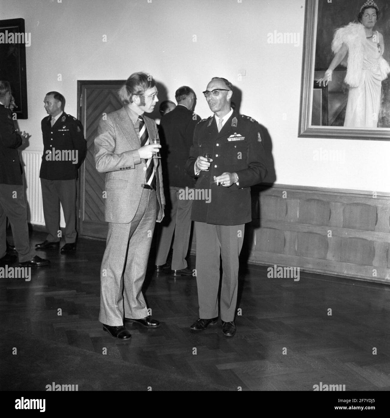 Reception of a number of generals by Defense Minister Ir. H. Vredeling ...
