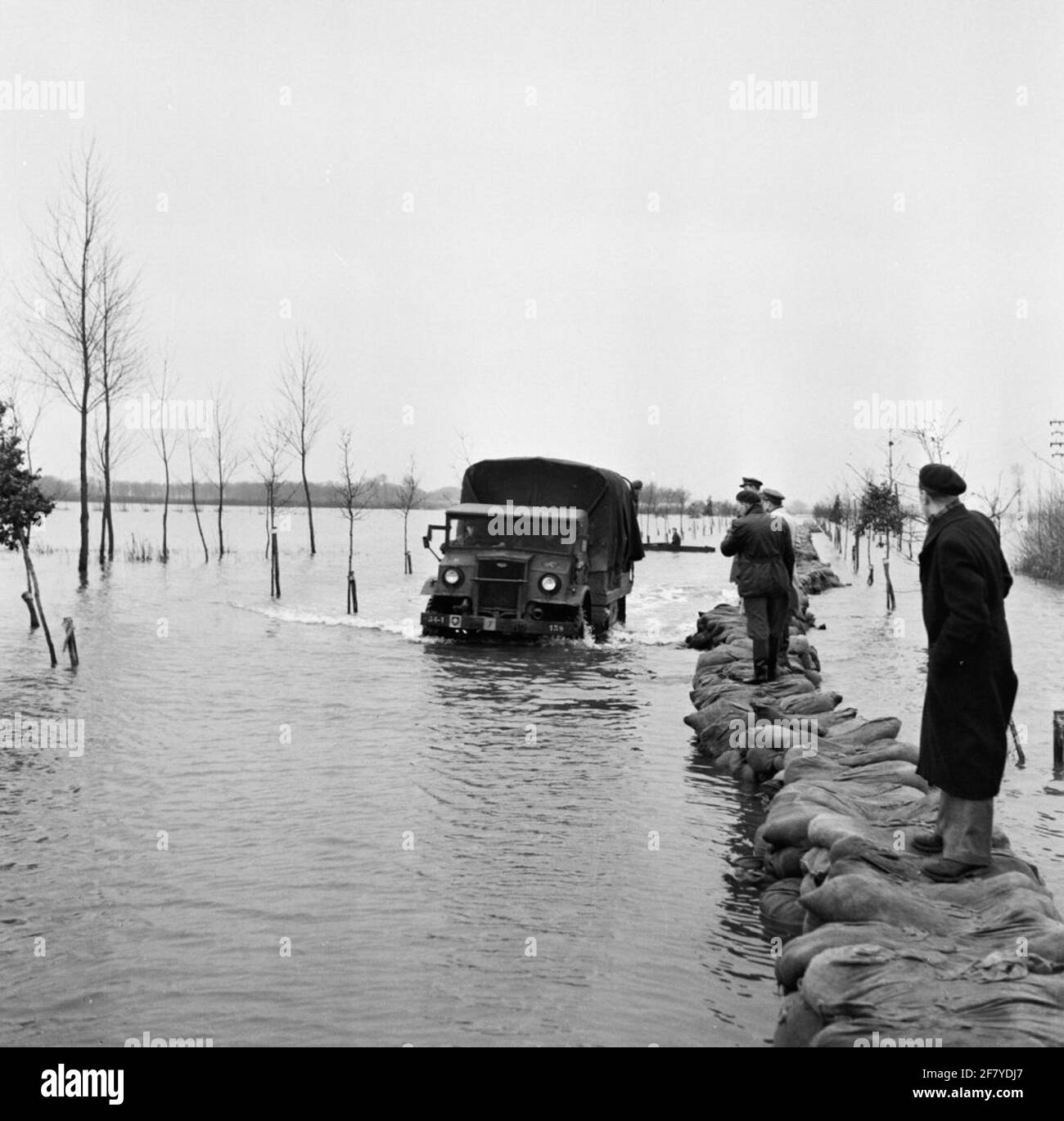 Environmental disaster response Black and White Stock Photos & Images ...