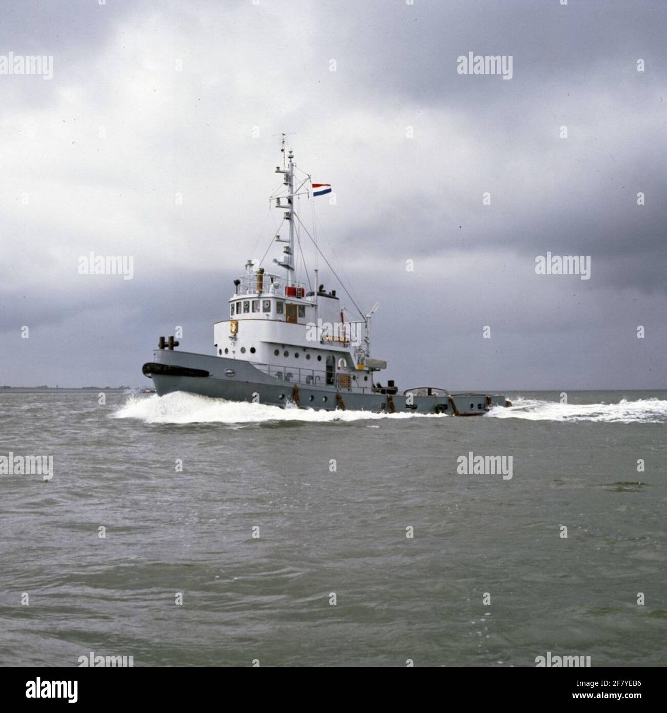 Sleepboot hi-res stock photography and images - Alamy