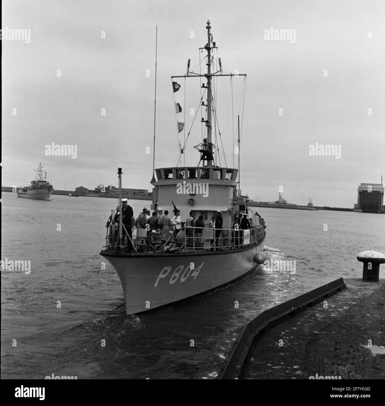 Patrol vessel of the Balder class, HR. MS Freyr employ 1954-1986. Fleet ...