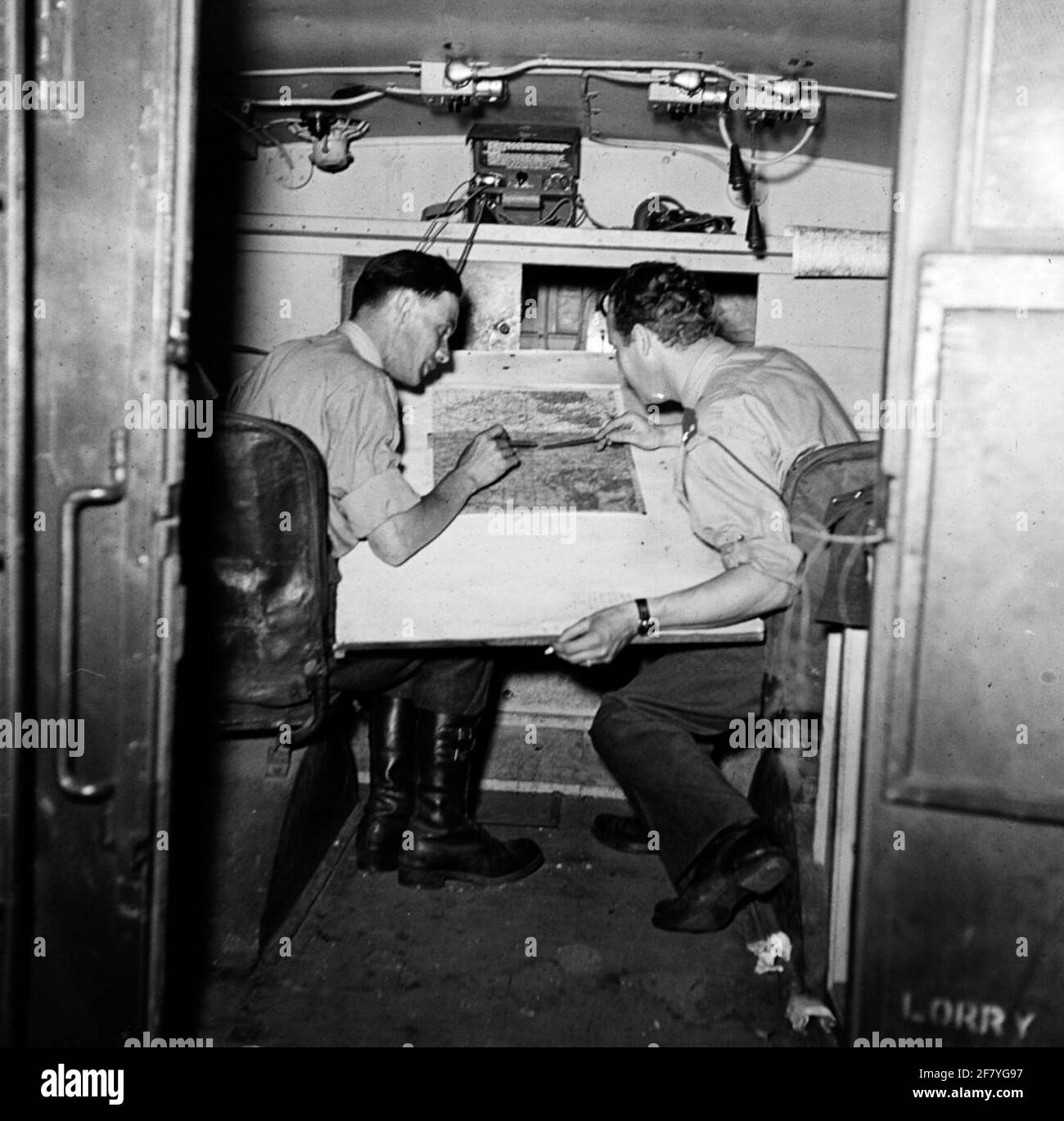 Command connection Black and White Stock Photos & Images - Alamy