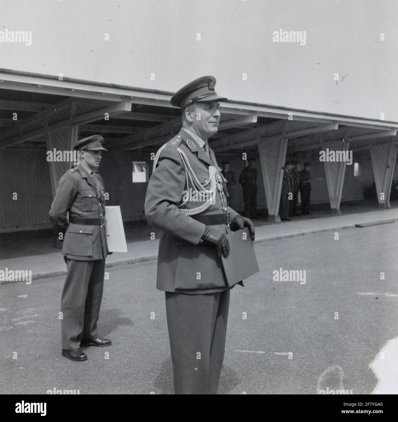 Farewell to the Lieutenant General of the Artillerie C.J.Valk as a ...